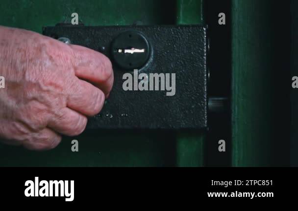Close up old lock Stock Videos & Footage - HD and 4K Video Clips - Alamy