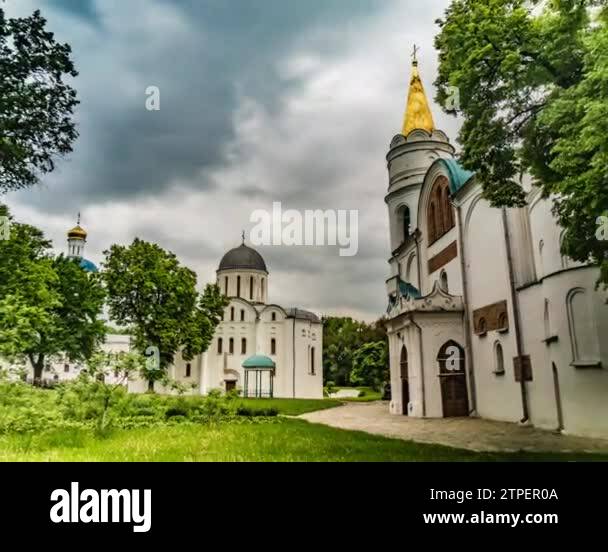 Two monuments Stock Videos & Footage - HD and 4K Video Clips - Alamy