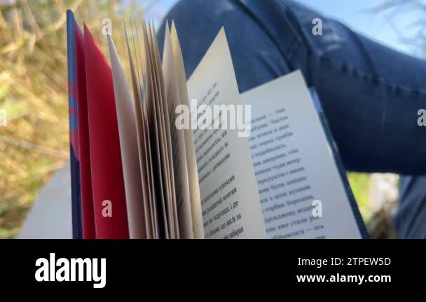 Binding light Stock Videos & Footage - HD and 4K Video Clips - Alamy