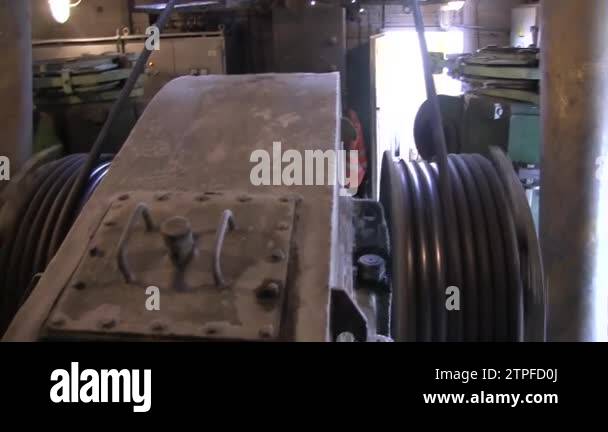 Nodes, parts and working mechanisms of the excavator.The mechanism of ...