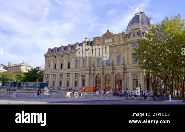 Paris france commercial architecture Stock Videos & Footage - HD and 4K ...