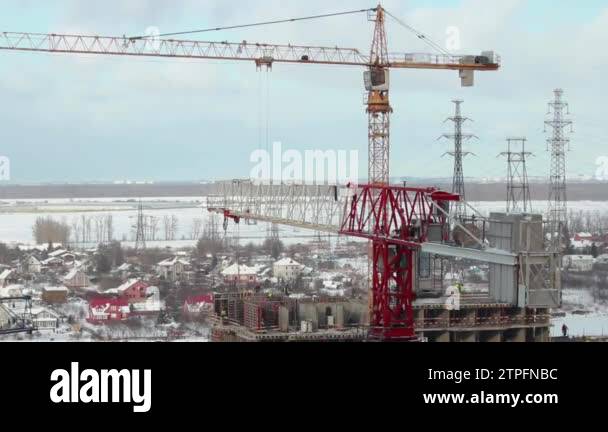 Cranes skyscraper Stock Videos & Footage - HD and 4K Video Clips - Alamy