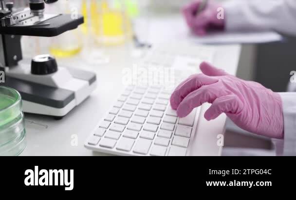 Innovative scientist Stock Videos & Footage - HD and 4K Video Clips - Alamy