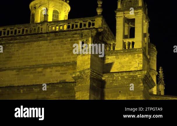Night time cathedral Stock Videos & Footage - HD and 4K Video Clips - Alamy