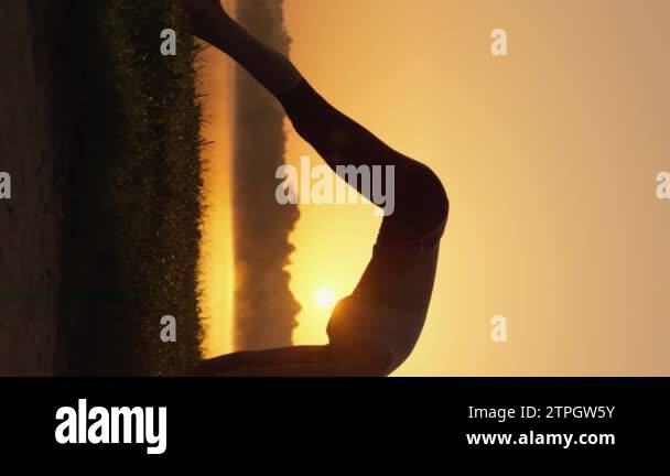 Woman ease in nature Stock Videos & Footage - HD and 4K Video Clips - Alamy