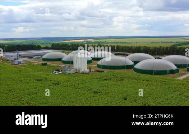Biogas plant with storage on field. Innovative factory production of ...