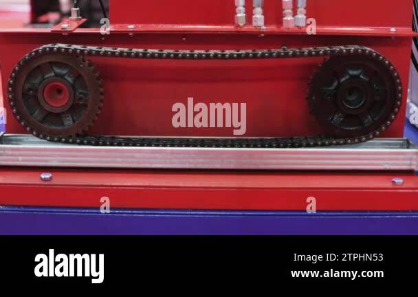 Roller chain drive Stock Videos & Footage - HD and 4K Video Clips - Alamy