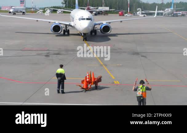 Aviation signals Stock Videos & Footage - HD and 4K Video Clips - Alamy