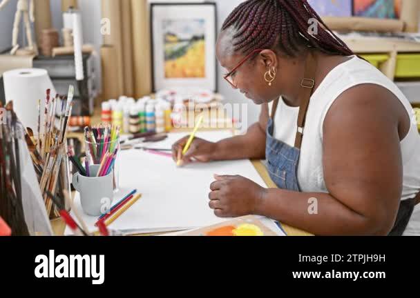 Awesome african american woman artist, thumb up for okay, drawing in ...