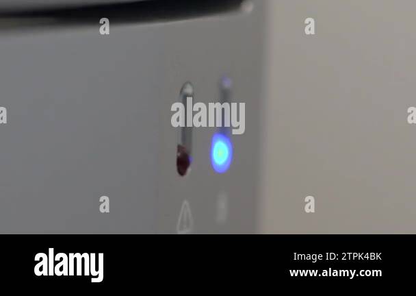 Status lights Stock Videos & Footage - HD and 4K Video Clips - Alamy
