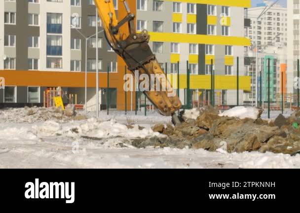 Working at height machine Stock Videos & Footage - HD and 4K Video ...