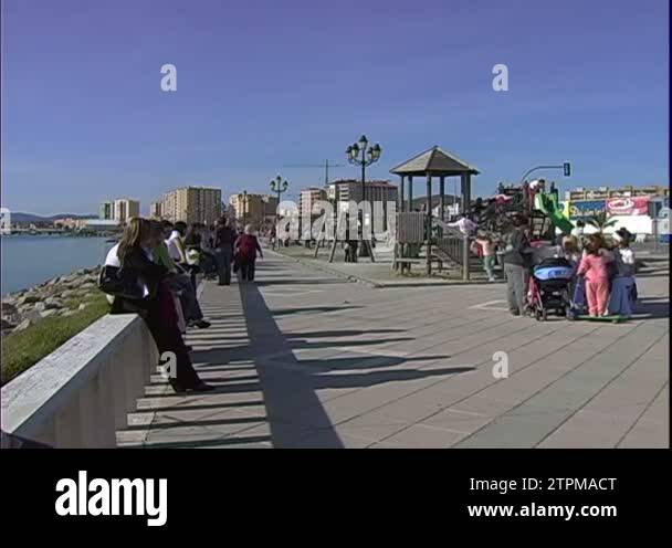 La linea city Stock Videos & Footage - HD and 4K Video Clips - Alamy