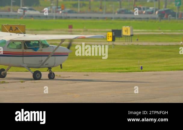 Flying pilot lessons and flight training for recreational pilot permit ...