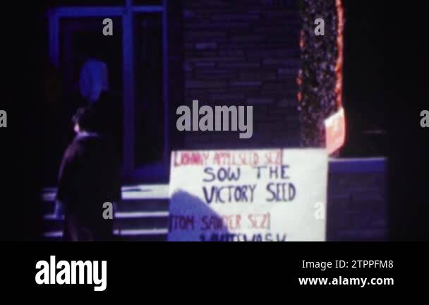 Seed sign Stock Videos & Footage - HD and 4K Video Clips - Alamy