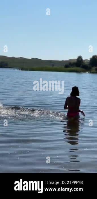 Sunbathing activities Stock Videos & Footage - HD and 4K Video Clips ...