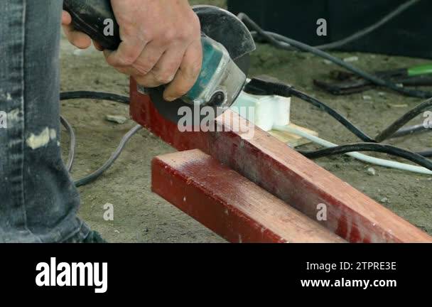 Metal angle beams Stock Videos & Footage - HD and 4K Video Clips - Alamy