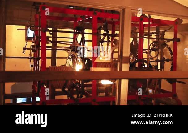 Mechanical tower Stock Videos & Footage - HD and 4K Video Clips - Alamy