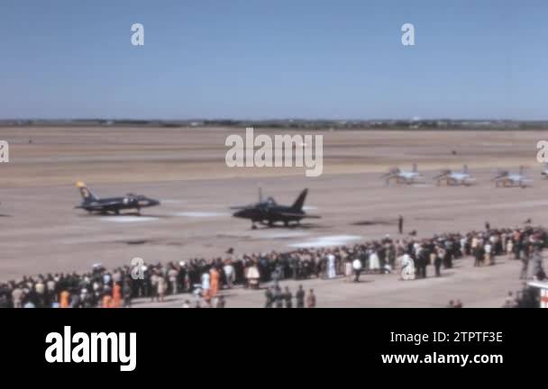 Formation aircraft line runway Stock Videos & Footage - HD and 4K Video ...
