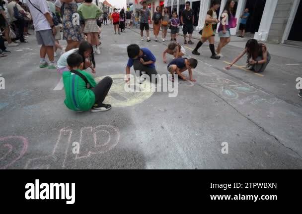 Ground artwork Stock Videos & Footage - HD and 4K Video Clips - Alamy