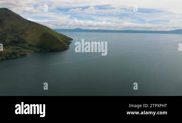 Lake Toba lies in the northern part of Barisan Mountain Range. Sumatra ...