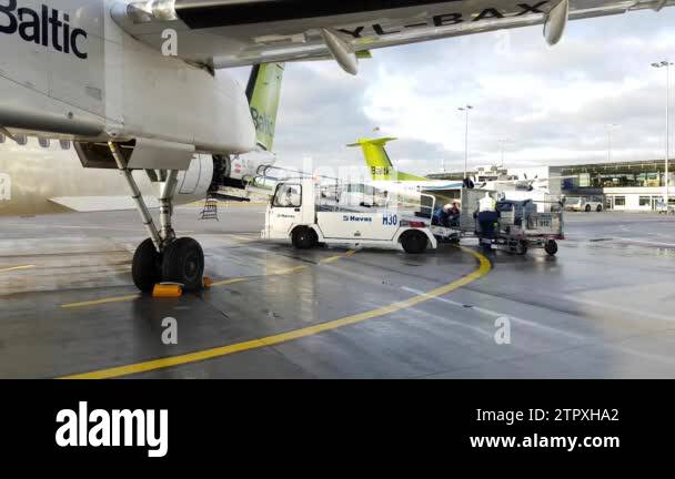 Aircraft luggage loading Stock Videos & Footage - HD and 4K Video Clips ... Aircraft luggage loading Stock Videos & Footage - HD and 4K Video Clips ...