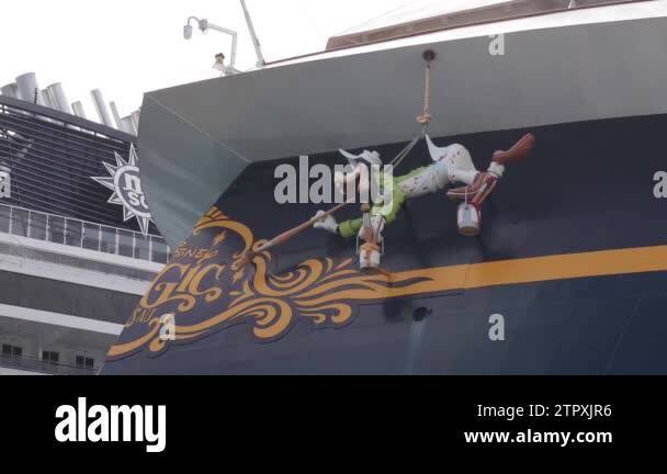 Goofy cartoon Stock Videos & Footage - HD and 4K Video Clips - Alamy