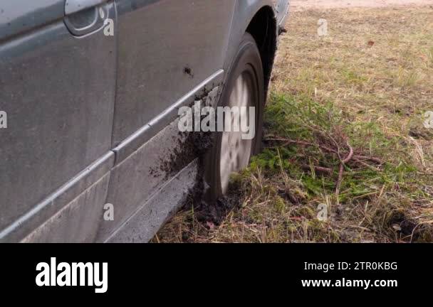 Car stuck mud Stock Videos & Footage - HD and 4K Video Clips - Alamy