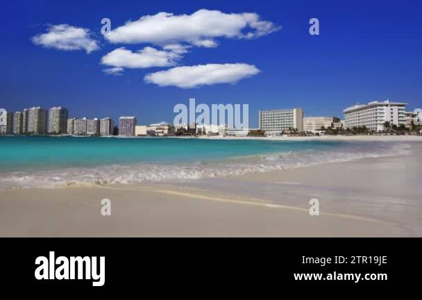 Playa azul Stock Videos & Footage - HD and 4K Video Clips - Alamy