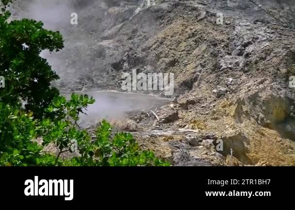 Volcano geyser Stock Videos & Footage - HD and 4K Video Clips - Alamy