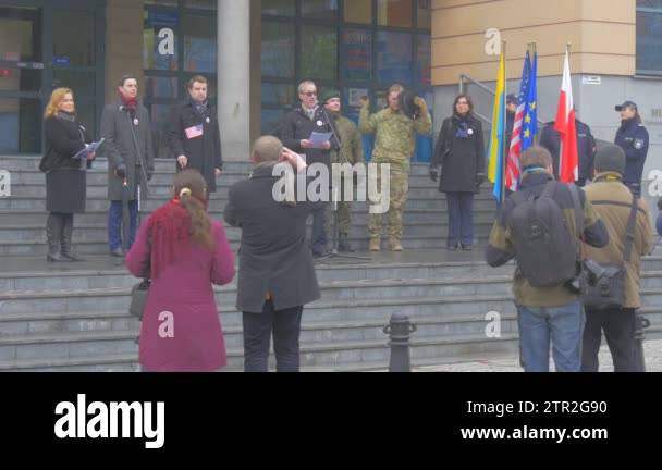 Us army training stairs Stock Videos & Footage - HD and 4K Video Clips ...