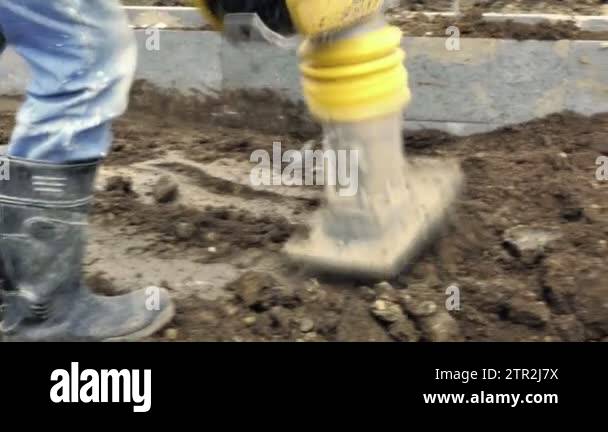 Jumping Jack Compactor, vibratory blower, mechanical jump. Compaction ...