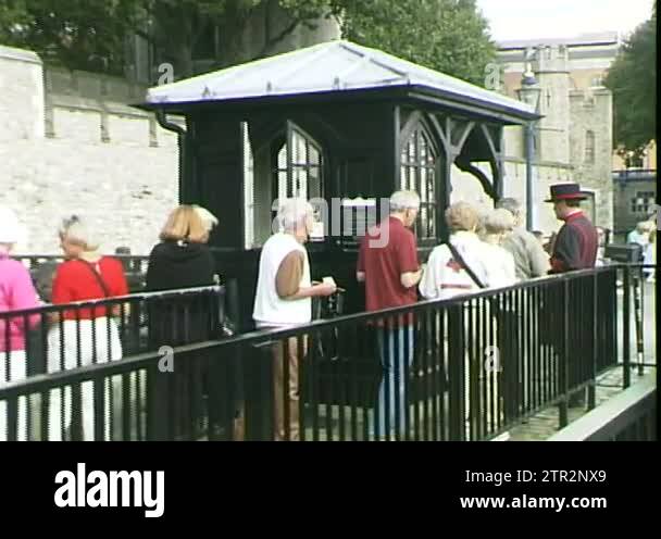 Entrance tower of london Stock Videos & Footage - HD and 4K Video Clips ...