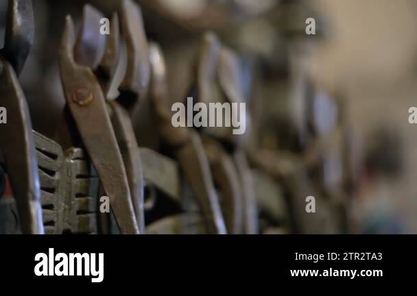 Tongs work tool Stock Videos & Footage - HD and 4K Video Clips - Alamy