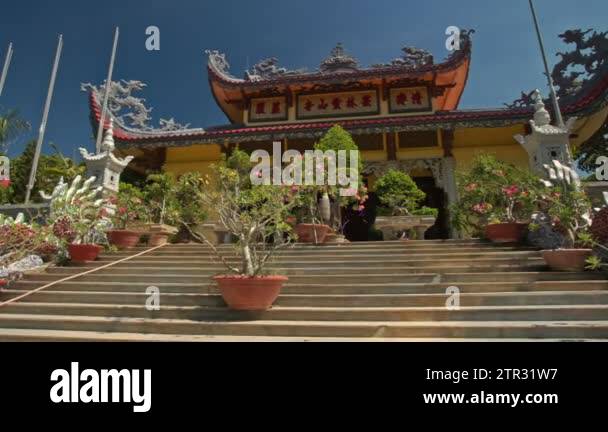 Steps to buddha Stock Videos & Footage - HD and 4K Video Clips - Alamy