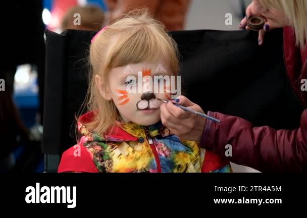 7 up children Stock Videos & Footage - HD and 4K Video Clips - Alamy