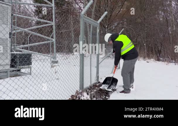 Snow gates Stock Videos & Footage - HD and 4K Video Clips - Alamy