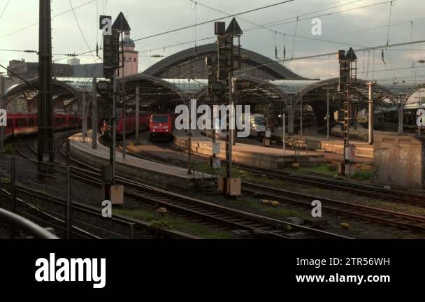 Db trains Stock Videos & Footage - HD and 4K Video Clips - Alamy