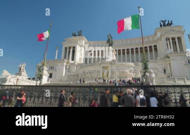 Outdoor people visiting the victor emmanuel monument Stock Videos ...