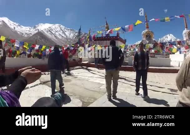 Spiti valley flags Stock Videos & Footage - HD and 4K Video Clips - Alamy