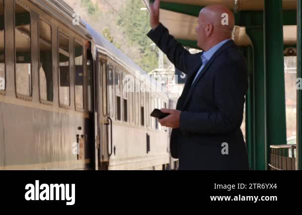 Delay sign train Stock Videos & Footage - HD and 4K Video Clips - Alamy