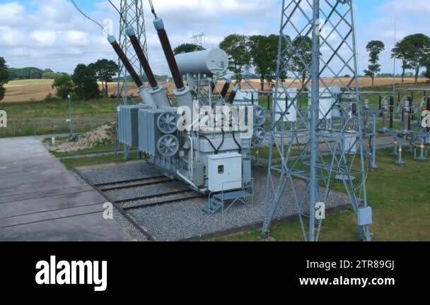 Energy transformer Stock Videos & Footage - HD and 4K Video Clips - Alamy