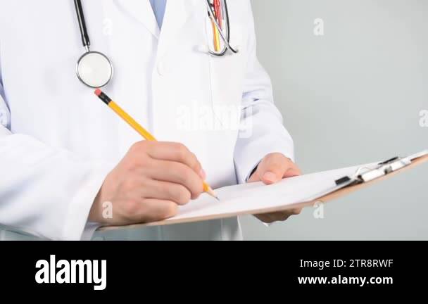 Doctors chart Stock Videos & Footage - HD and 4K Video Clips - Alamy