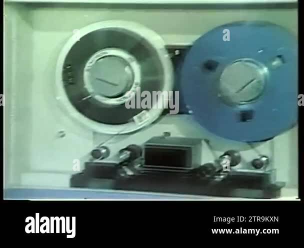 1970s computer room Stock Videos & Footage - HD and 4K Video Clips - Alamy