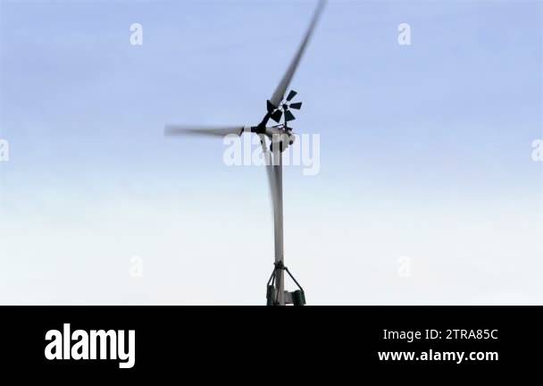 Turning wind turbine Stock Videos & Footage - HD and 4K Video Clips - Alamy