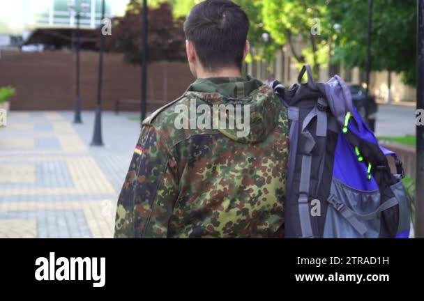Soldier back view Stock Videos & Footage - HD and 4K Video Clips - Alamy