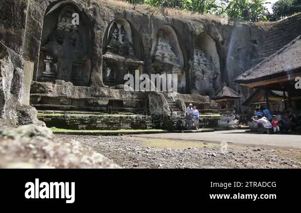 Ubud shrine Stock Videos & Footage - HD and 4K Video Clips - Alamy