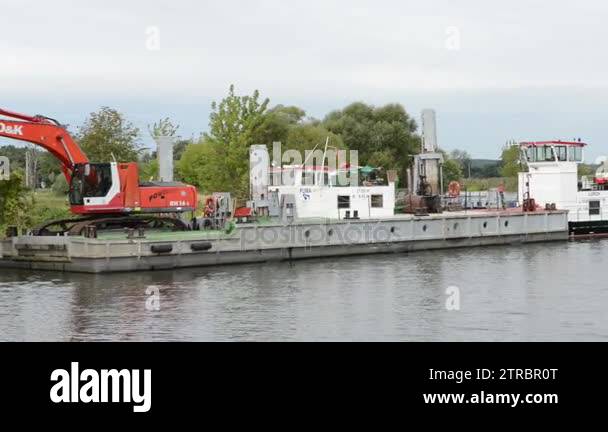 Dredge barge Stock Videos & Footage - HD and 4K Video Clips - Alamy
