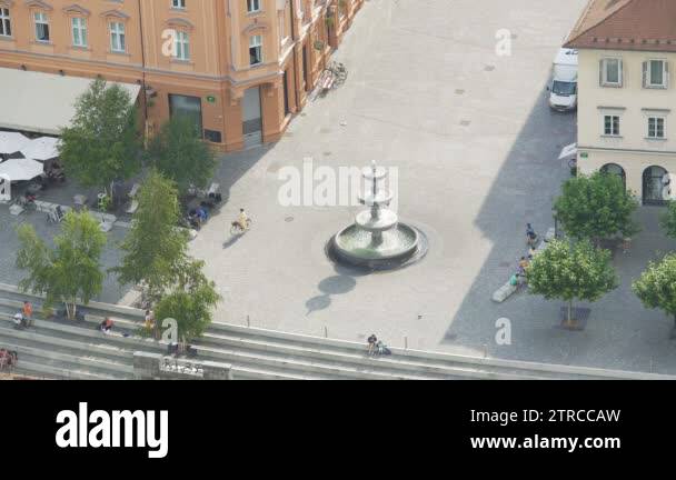 Robba fountain town square Stock Videos & Footage - HD and 4K Video ...