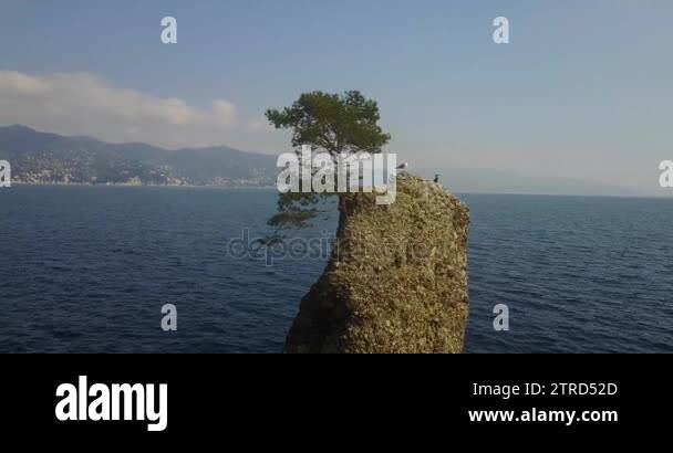 Cadrega Stock Videos & Footage - HD and 4K Video Clips - Alamy