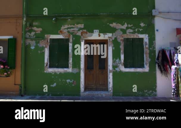 Shut the windows Stock Videos & Footage - HD and 4K Video Clips - Alamy